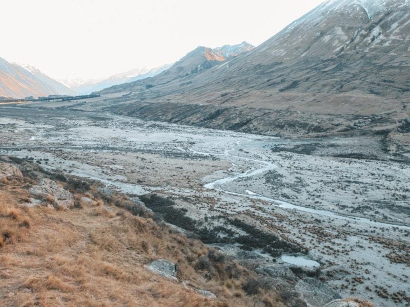 A Guide to Mount Sunday, New Zealand | Jana Meerman