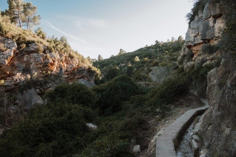 Buñol Waterfalls Hike in Spain | Jana Meerman