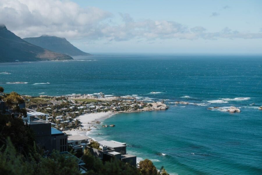 Lion's Head Loop Hike in Cape Town, South Africa | Jana Meerman
