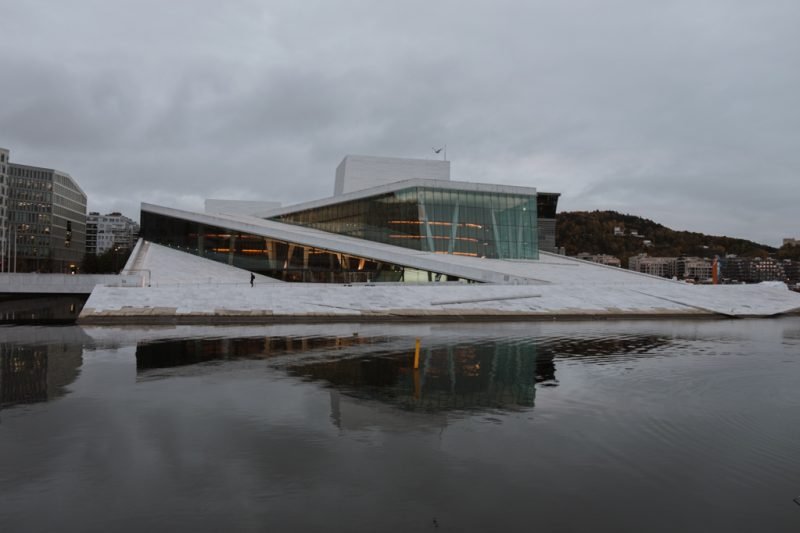 How to Visit the Floating Saunas in Oslo, Norway | Jana Meerman