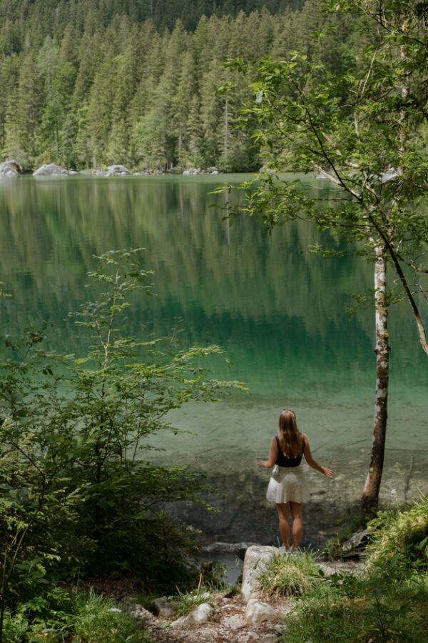 Hintersee Hike in Berchtesgaden National Park, Germany | Jana Meerman