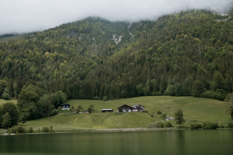 Hintersee Hike in Berchtesgaden National Park, Germany | Jana Meerman