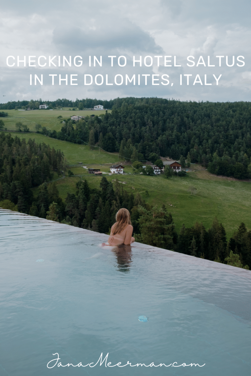 Checking In to Hotel Saltus in the Dolomites, Italy | Jana Meerman